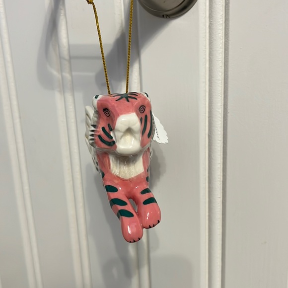 Anthropologie | Holiday | Anthropologie Art Knacky Flying Tiger ...